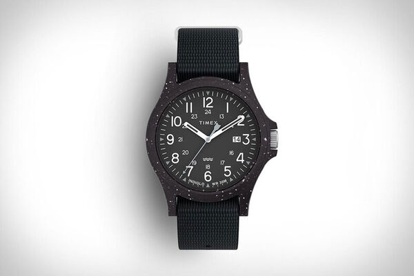 Ocean-Bound Plastic Timepieces : Timex Reclaimed Ocean Plastic Watch