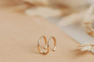 Minimalist Hand-Crafted Jewelry Lines : Minimalist Jewelry Design