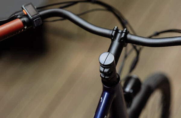 Discreet Smartphone Bike Mounts : Loop Micro Mount
