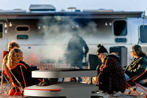 Solar-Powered Charging Robots : Solar Mars Bot