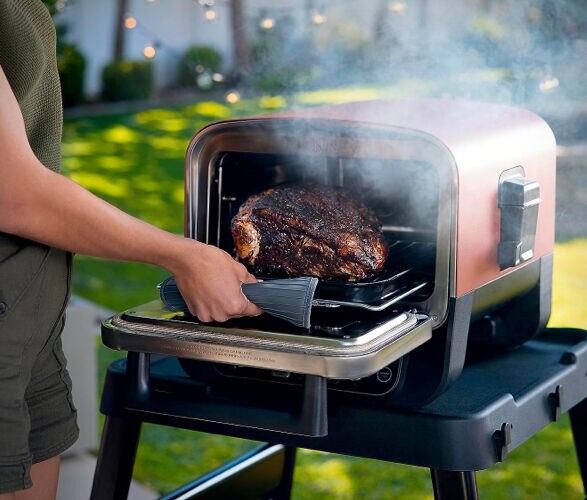 Eight-in-One Outdoor Ovens : Ninja Woodfire Outdoor Oven