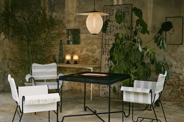 Sleek Outdoor Lighting Series : satellite collection