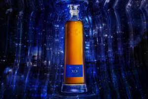 Single-Batch Aged Tequilas : komos xo
