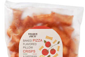 Baked Pizza Puffs : Baked Pizza Flavored Pillow Crisps