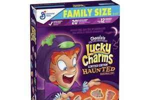 Haunted Marshmallow Cereals : Lucky Charms Limited Edition
