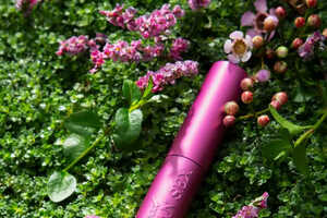 Bamboo Fiber Mascaras : naturally derived mascara