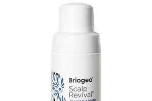 Charcoal Dry Shampoos : Charcoal + Biotin Dry Shampoo