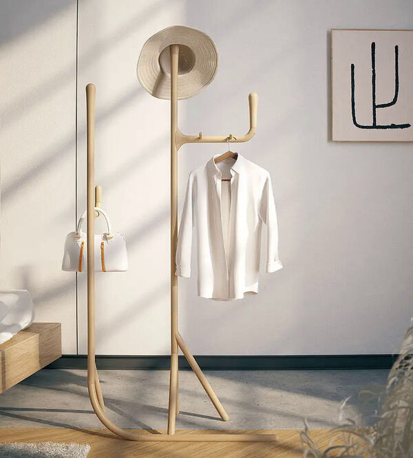 Chinese Character-Shaped Coat Racks : Resting Coat Rack