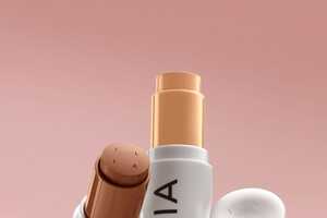 Anti-Aging Makeup Sticks : Skin Rewind Complexion Stick