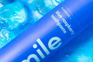 Blue Raspberry Toothpastes : blue raspberry toothpaste