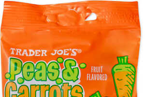 Veggie-Shaped Gummy Candies : Peas & Carrots Sour Gummy Candies