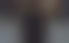 Normal-Looking Models: Deluxe 2009 Lookbook Forgoes Pretty Faces