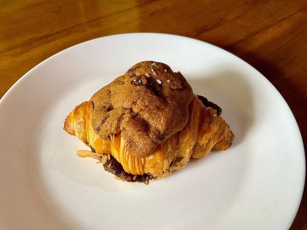 Croissant-Cookie Baked Hybrids : crookie