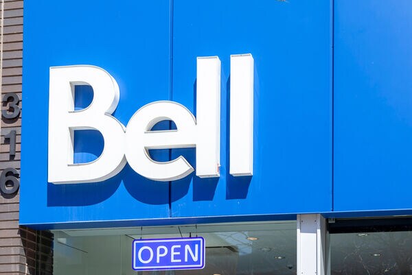 Small-Format Electronic Stores : Small-Format Bell Canada