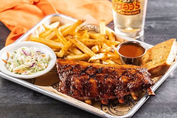 Rib-Focused Restaurant Menus : Razzoo’s Cajun Cafe