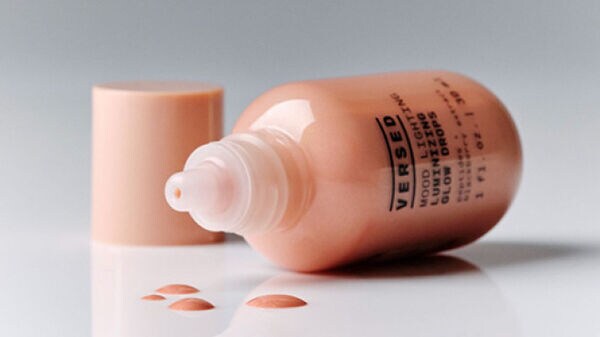 Bronzing Peptide Skincare Products Versed Mood Lighting Luminizing