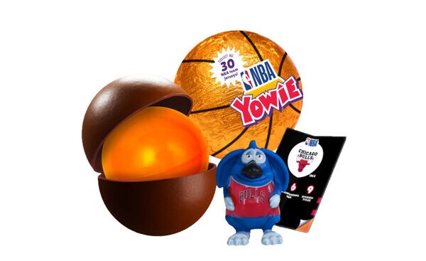 Basketball-Themed Chocolate Treats : Yowie and the NBA