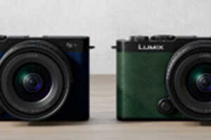 Lightweight Content Creator Cameras : LUMIX S9