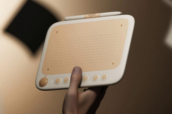 Paper-Like Drawing Tablets : mobile drawing tablet