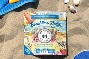 Summer-Encapsulating Edible Flavors : beachtime bettys strawberry lemonade