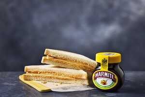 Exclusive Savory Spread Sandwiches : Cheddar Cheese & Marmite Sandwich