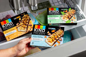 Nutty Plant-Based Frozen Treats : KIND Frozen Bars