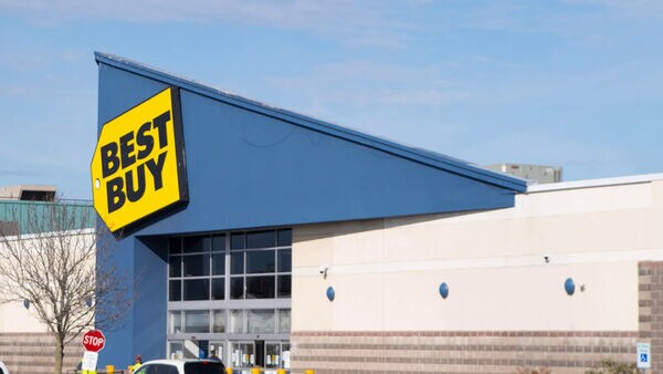 AI-Powered Tech Deliveries : best buy 1