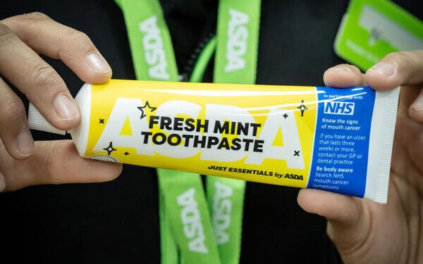 Early Detection Toothpastes : just essentials toothpaste