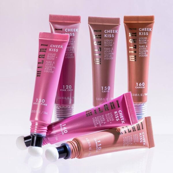 Highlighting Liquid Blushes : Cheek Kiss Liquid Blush + Glow