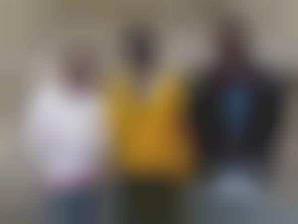 Professional People-Watchers: Yvan Rodic Captures Traveling Fashion for ...