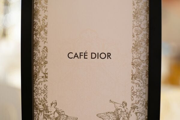 Luxury Fashion Label Cafes : dior cafe