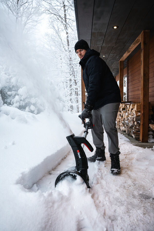 High-Performance Snow Shovels : electric snow shovel