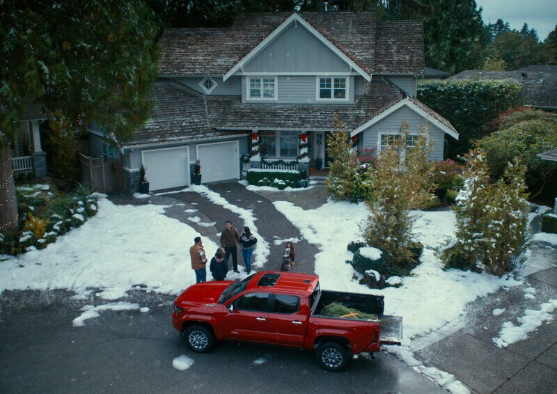 Heartwarming Holiday Car Ads : NBCUniversal’s Primetime Specials