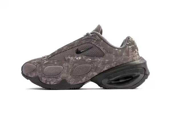 Earthy Tonal Dynamic Sneakers : cave stone