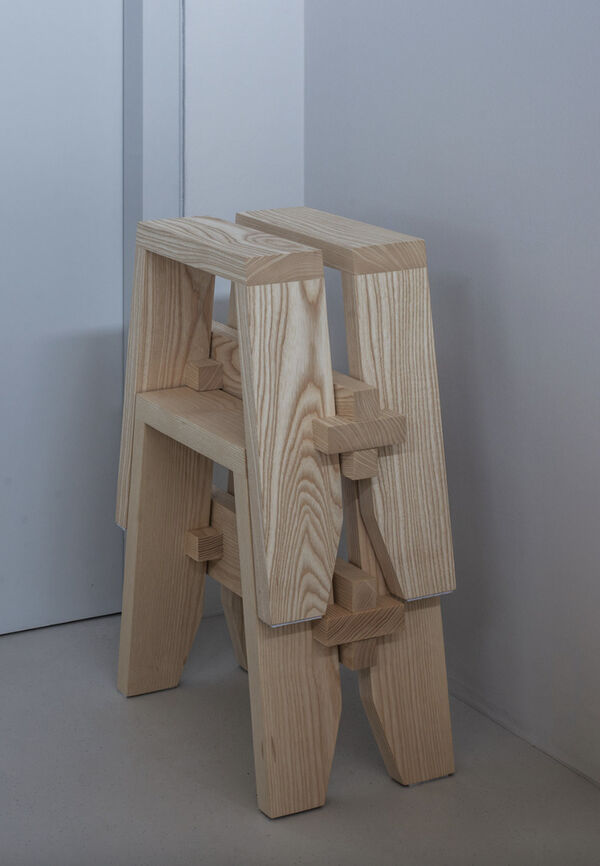 Highly Functional Stools : LOKI Stool