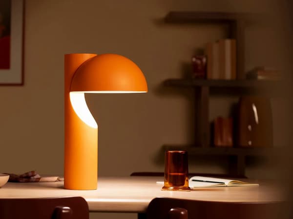 Modern Dynamic Structural Lamps : Horizon Table Light