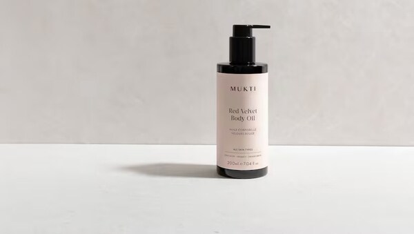 Sustainable Dry Body Oils : Red Velvet Body Oil