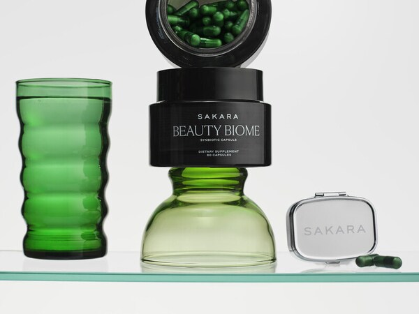 Gut-Skin Supplements : sakara Beauty Biome