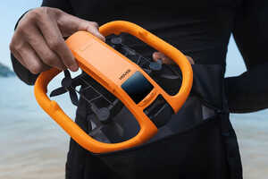 Lightweight Waterproof Drone Models : HoverAir Aqua