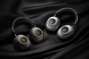 Ultra Luxury Joint Headphones: Loewe Unveils High End Headphones in a ...