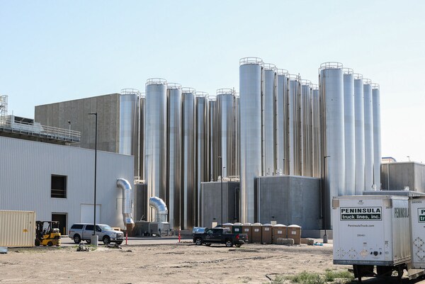 Sizable Dairy Processing Facilities : Dairy Processing Facility