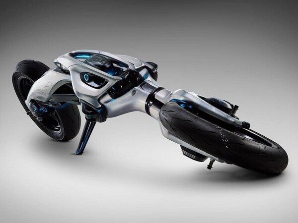 Self-Balancing Motorcycles: The MOTOROiD:Λ Bike Uses AI to Lift Itself ...