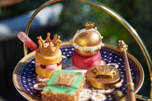 Royalty-Themed Tea Experiences : Crown Afternoon Tea