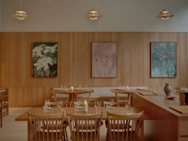 Warm Fine-Dining Restaurants : Cove 2