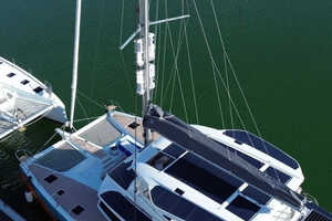 Mast-Mounted Wind Generators : Grain Blanc