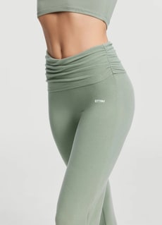 Body-Hugging Lounge Pants : Seamless Lounge Pants
