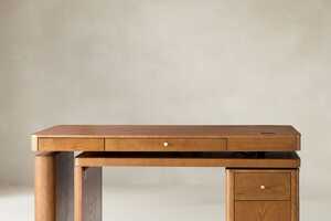 Expanding Standing Desks: Veritas Desk Has Electric Height Adjustment ...