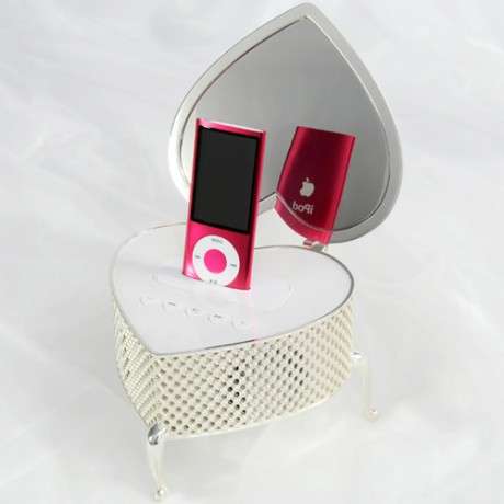 Sparkling iPod Sound Systems : Japan iheart speaker iPod