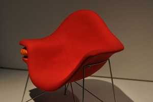 Red-Lipped Loungers : Surtur Chair