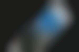 $20,000 Jeweled Phones : iPhone 4G Diamond Edition